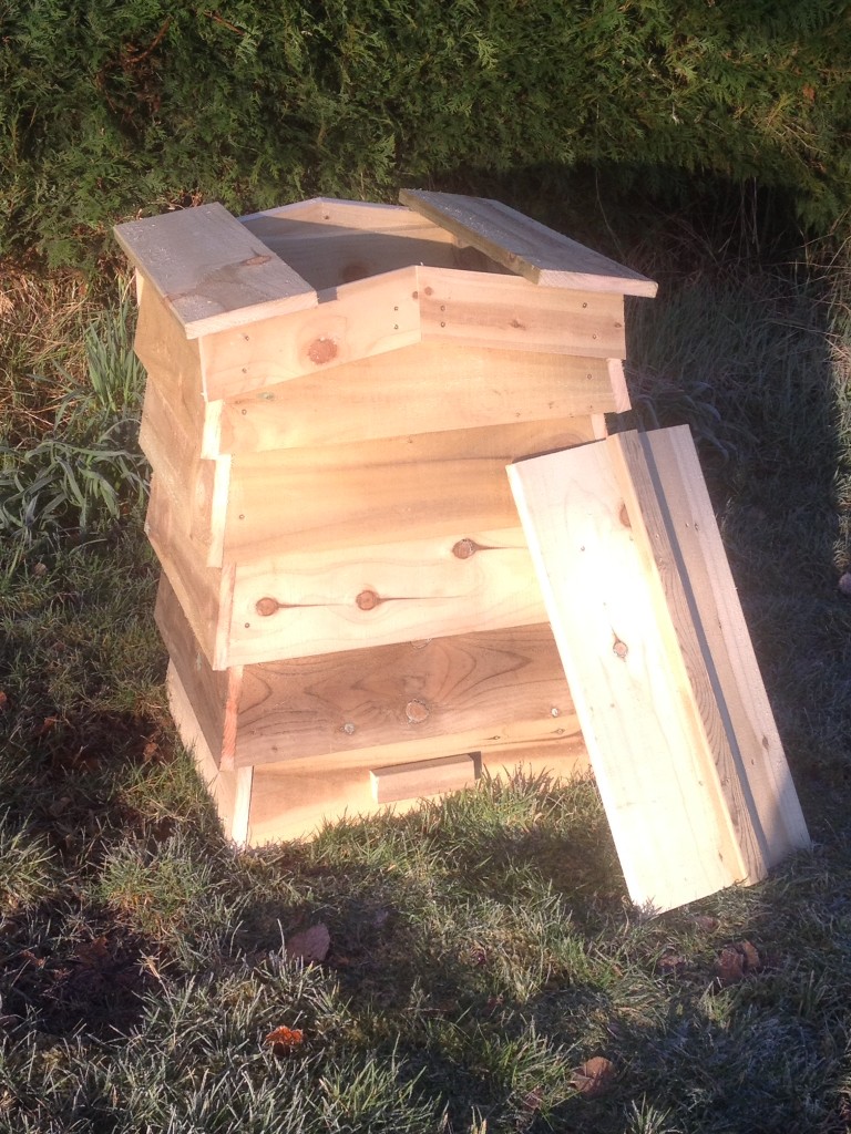Bee Hive Compost Bin – Green Hen Works